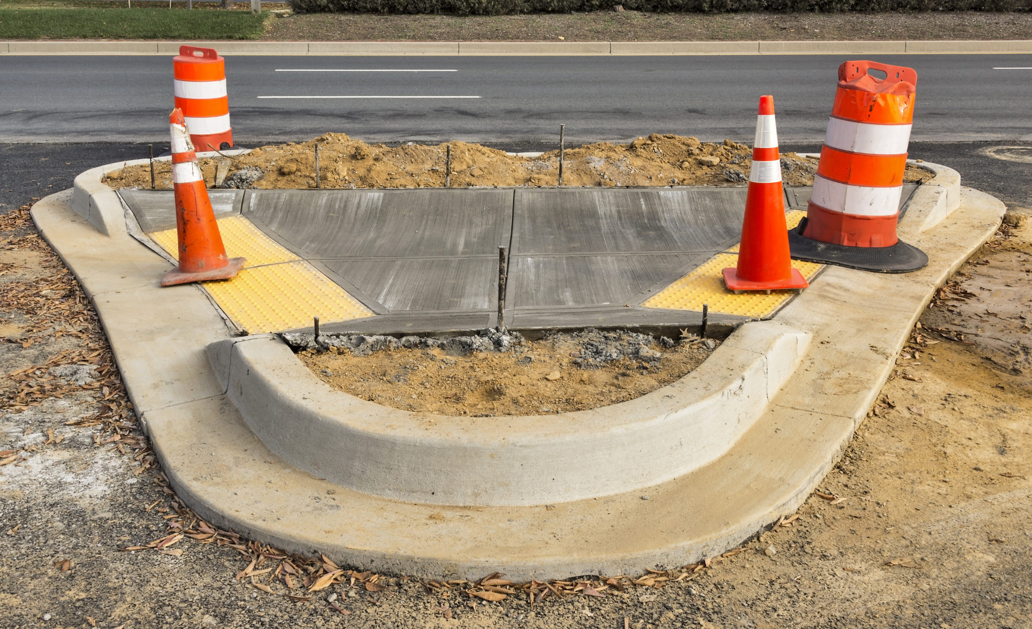 Curb & Gutter Installation - Mark Cardinal Concrete Construction